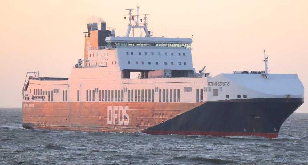 DFDS resumes full service | News | Heavy Lift & Project Forwarding ...