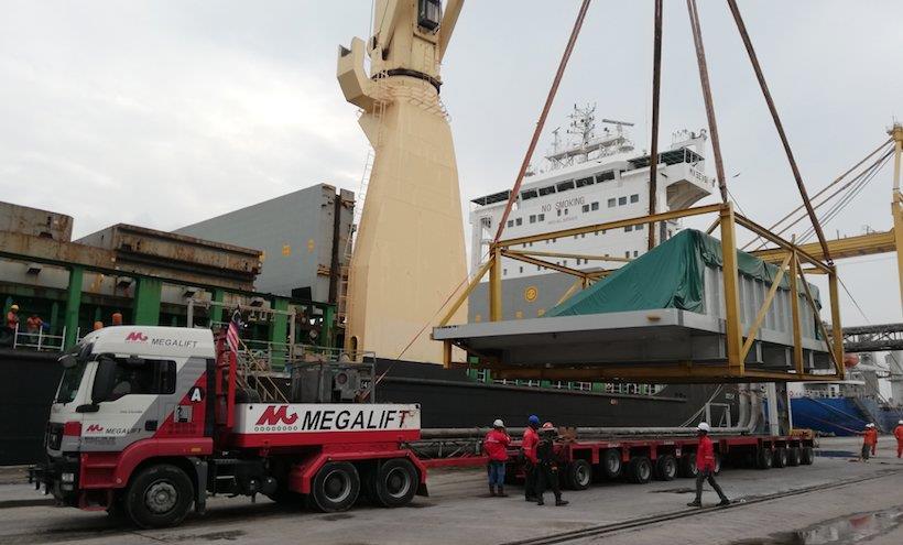 Megalift powers through Malaysia | News | Heavy Lift & Project ...