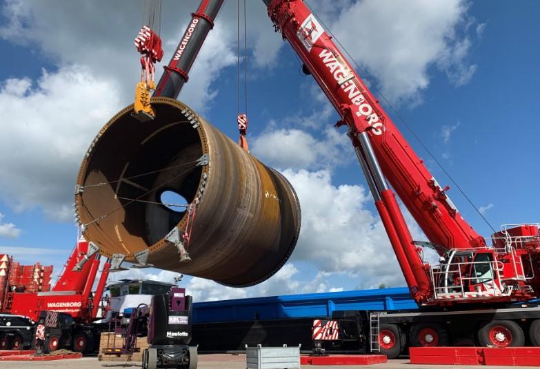 Wagenborg lifts in the Netherlands | News | Heavy Lift & Project ...