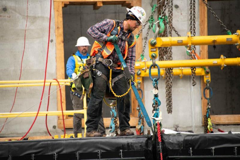 Versatile beams lift Mortenson project | News | Heavy Lift & Project ...