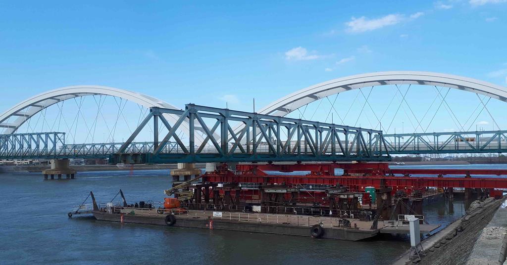 ALE removes Danube bridge | News | Heavy Lift & Project Forwarding ...