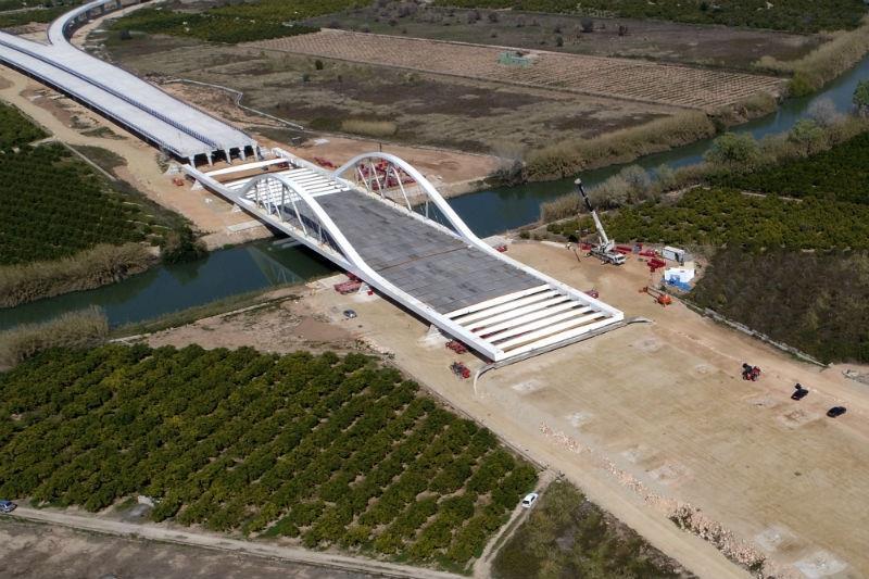ALE bridges Júcar River | News | Heavy Lift & Project Forwarding ...