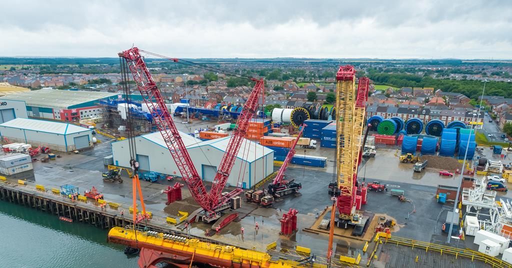 Blyth sets heavy lift record | News | Heavy Lift & Project Forwarding ...