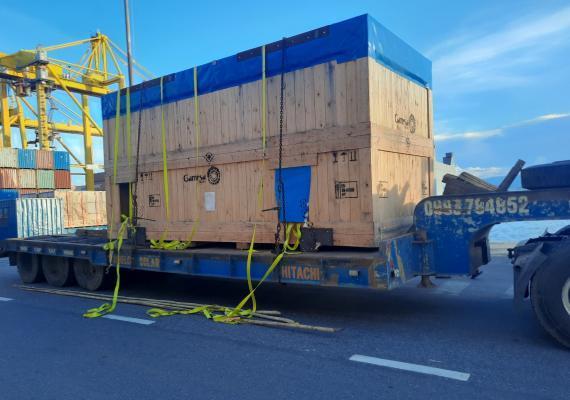 Royal Cargo delivers hydro power equipment | News | Heavy Lift ...