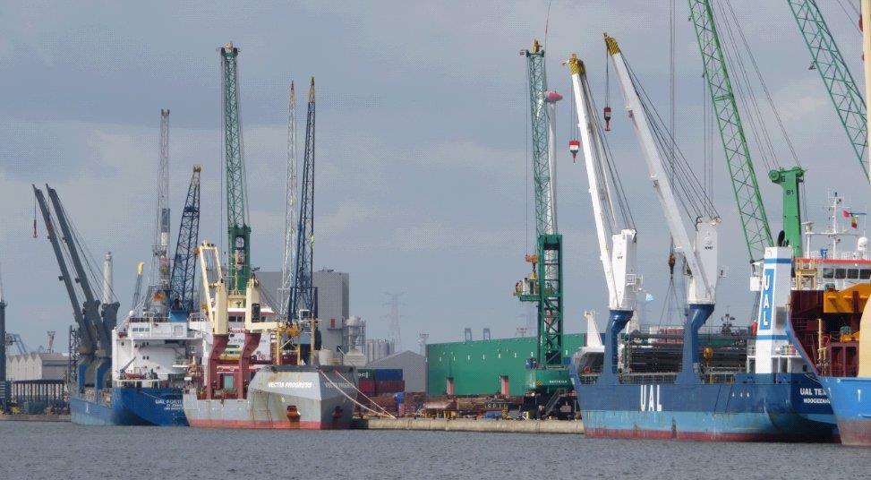 UAL vessels gather in Antwerp | News | Heavy Lift & Project Forwarding ...