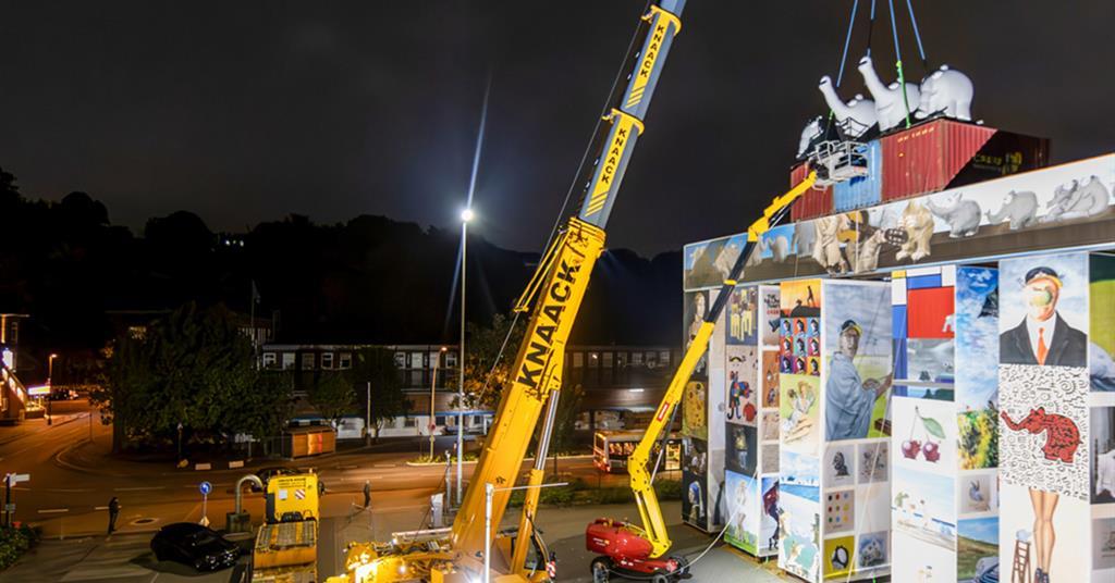 Knaack Krane erects Global Gate in Hamburg | Heavy Lift & Project ...