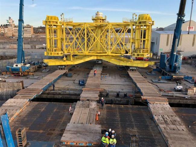 Sarens loads out in Wallsend | News | Heavy Lift & Project Forwarding ...