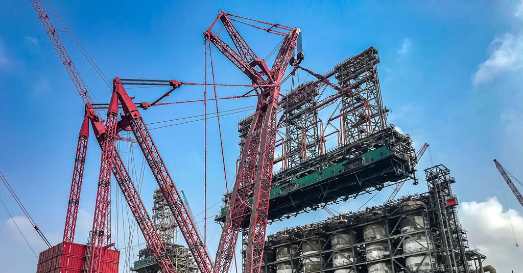 Mammoet mobilises heavy lift cranes to India | News | Heavy Lift ...