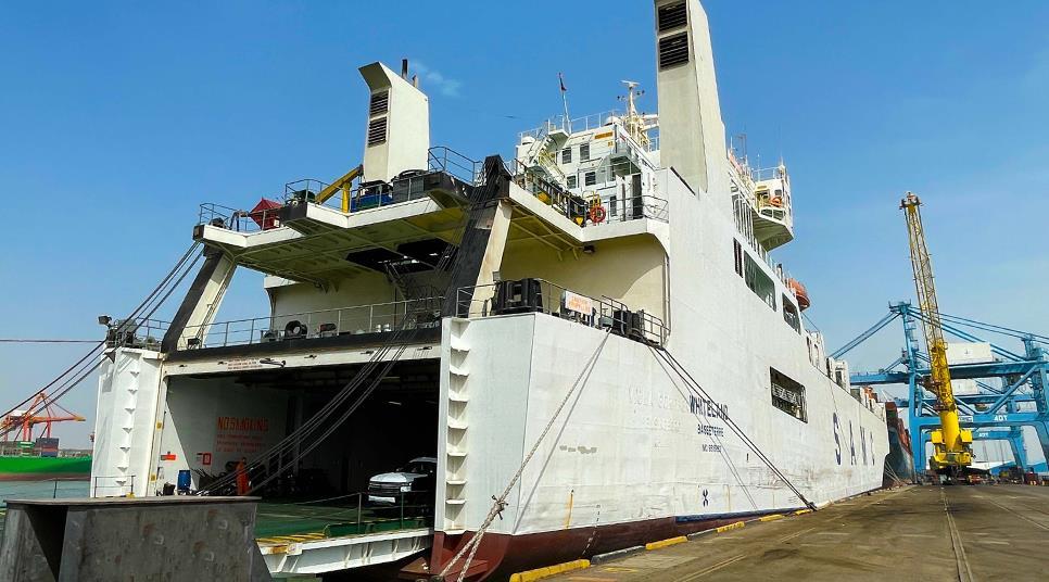 BGT handles UAE-Iraq ro-ro service | News | Heavy Lift & Project ...
