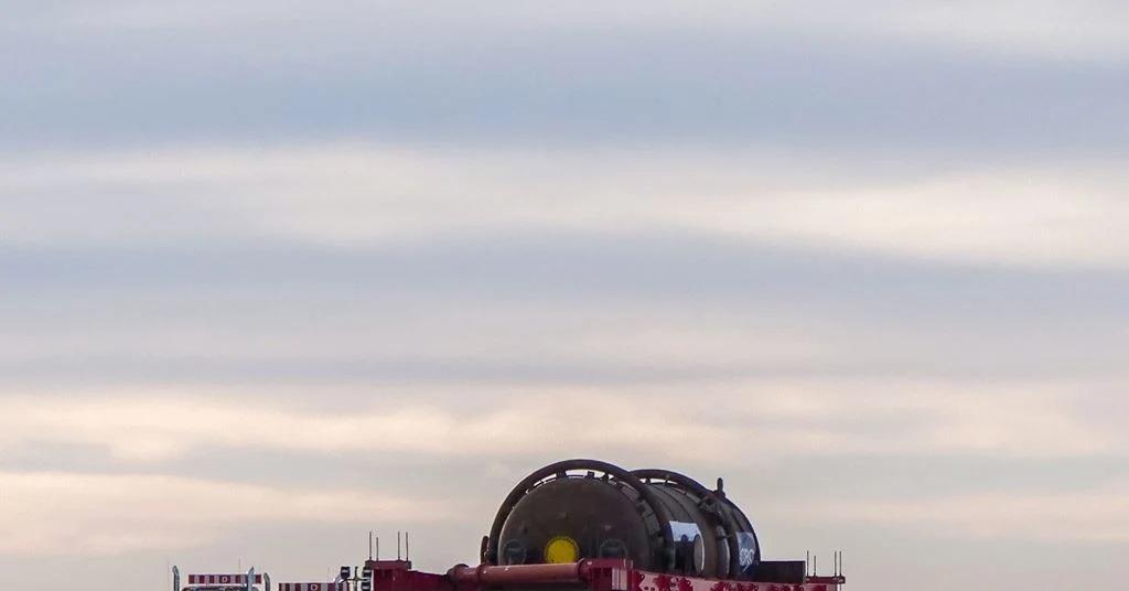 Mammoet moves EO reactors in Alberta | Heavy Lift & Project Forwarding ...