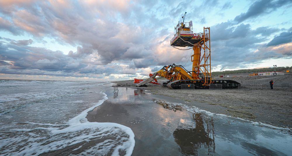 Sunfish delivery for Van der Vlist | News | Heavy Lift & Project ...