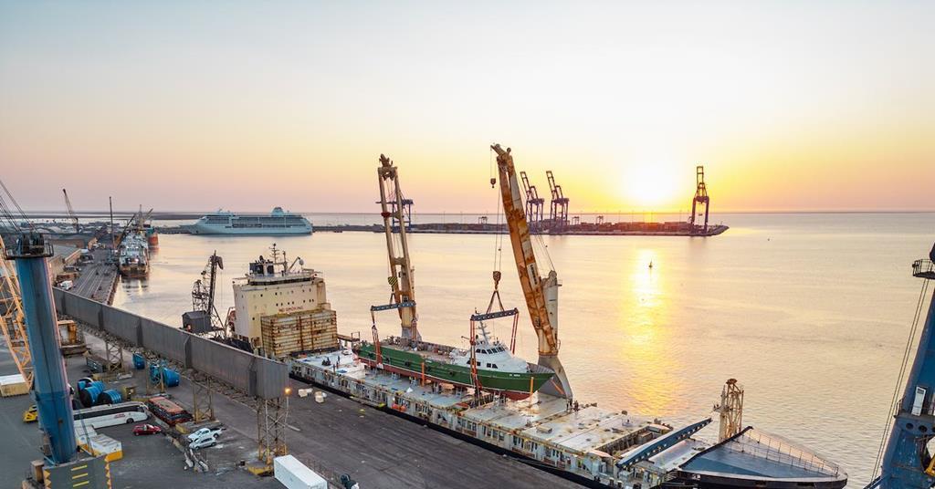 Swire Projects ships YC Bora to Sharjah | Heavy Lift & Project ...