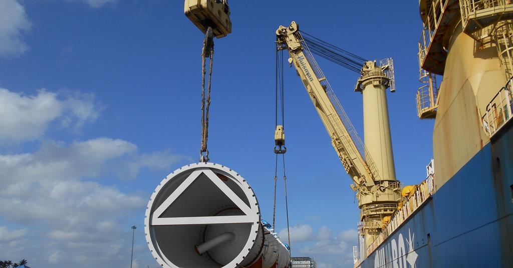 Jumbo Kinetic on hand for Dos Bocas deliveries | News | Heavy Lift ...