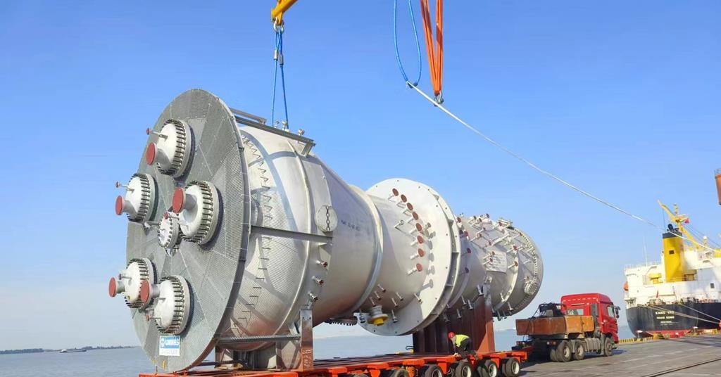 InterMax delivers reactor and cover stacks for Asian projects | Heavy ...