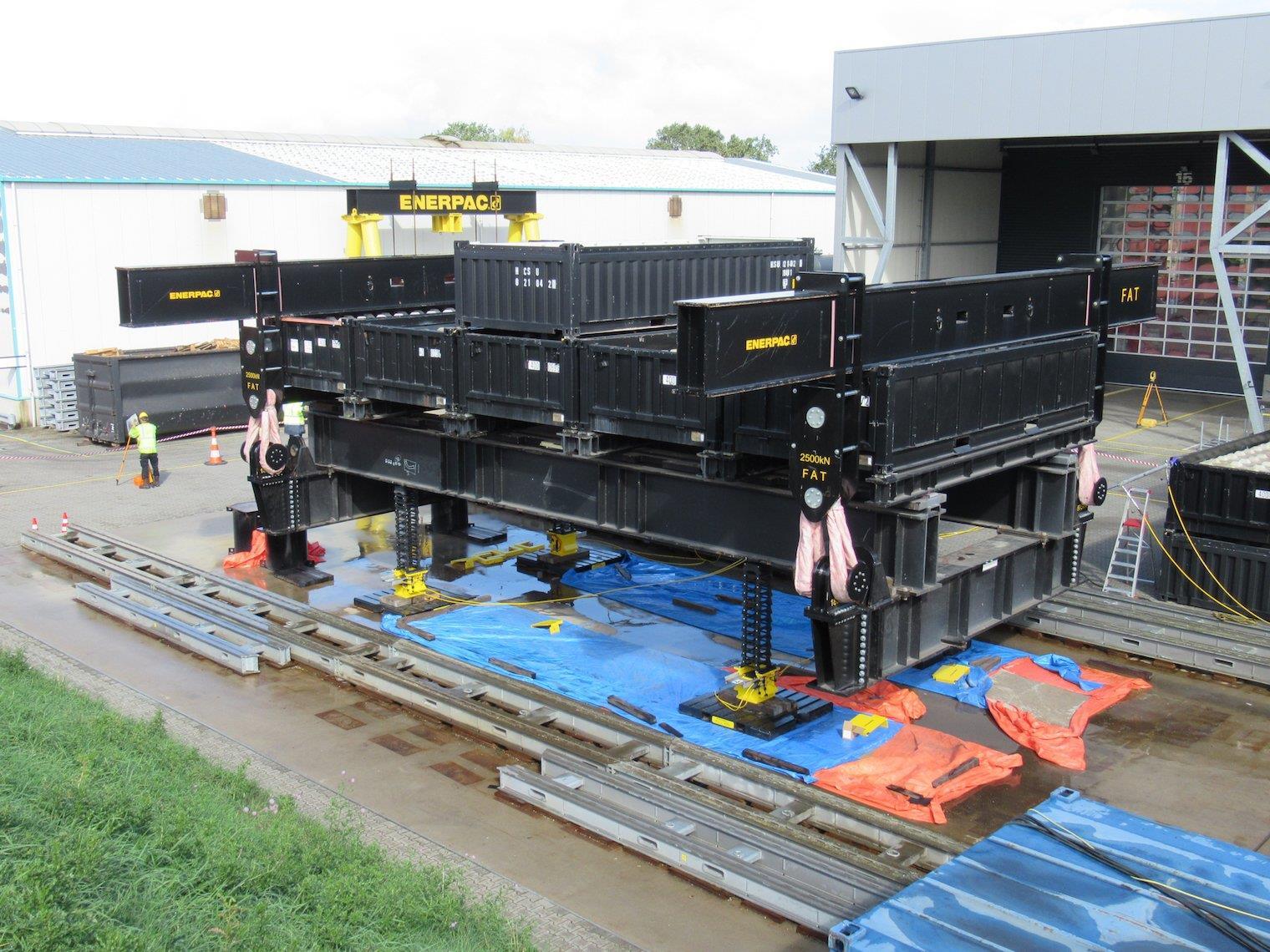 Enerpac tests SCJ cube jacks | News | Heavy Lift & Project Forwarding ...