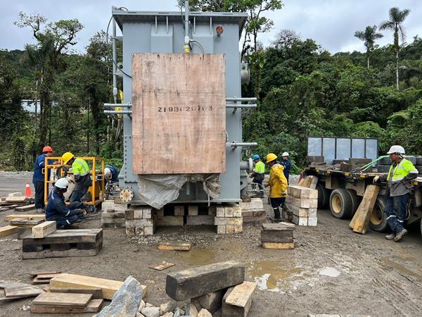 Altius coordinates 900 km heavy haul to Bolivia | News | Heavy Lift ...