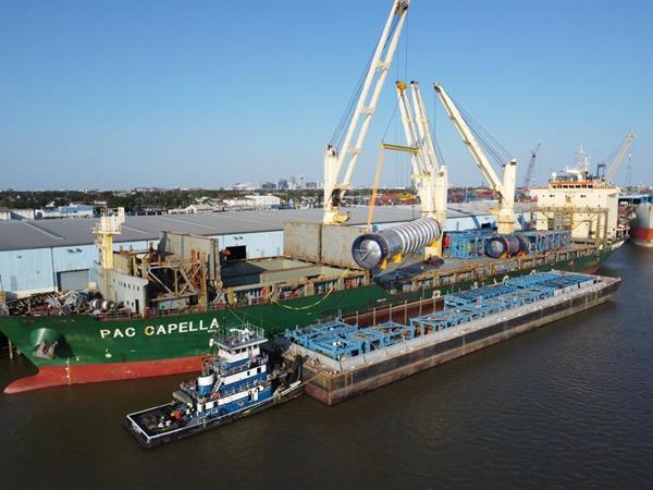 Combi Lift tackles hurricanes and heavy cargo in multimodal move to ...