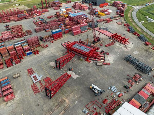 Mammoet starts to assemble its SK6000 | Heavy Lift & Project Forwarding ...