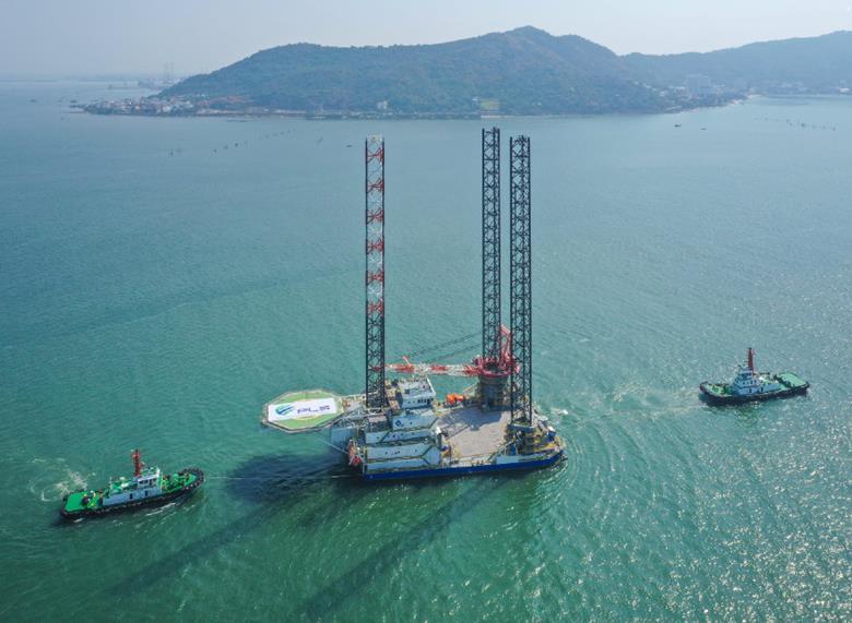 FLS loads in Vietnam | News | Heavy Lift & Project Forwarding International