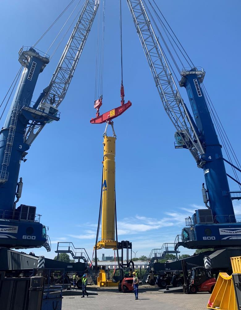 Blue Water handles hammer | News | Heavy Lift & Project Forwarding ...