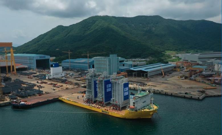 CY Interocean II ships huge modules to Japan | News | Heavy Lift ...