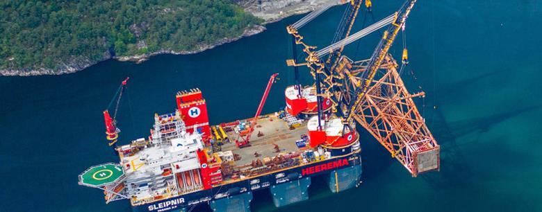Sleipnir removes Jotun jacket | News | Heavy Lift & Project Forwarding ...