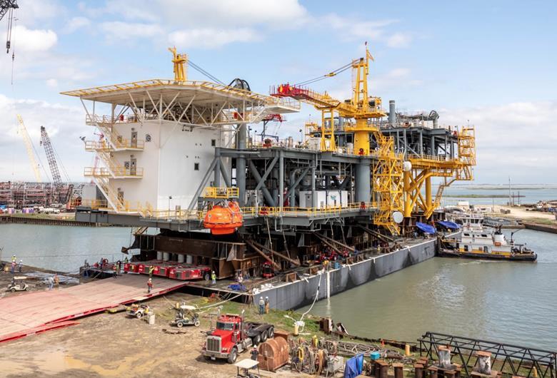 Berard loads topside decks | Heavy Lift & Project Forwarding International
