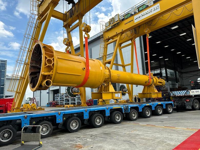 Total Movements ships hammer to Singapore | Heavy Lift & Project ...